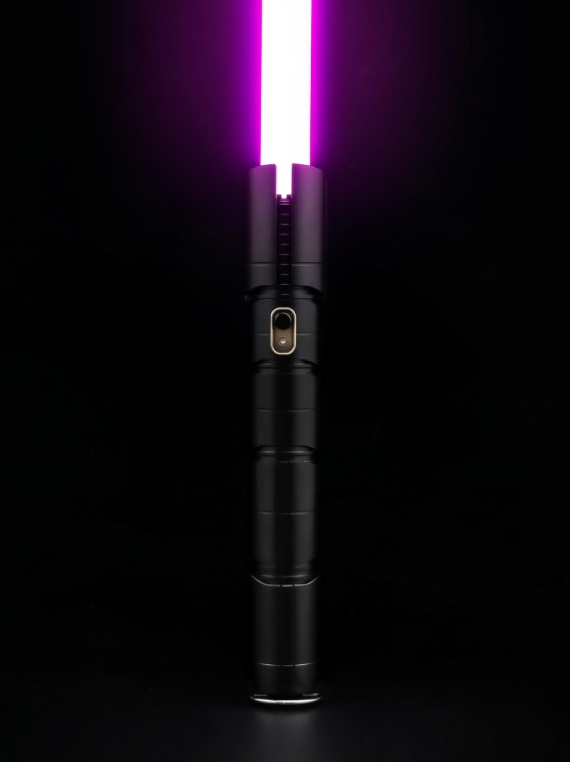 THE SILENT STRANGER – DX SABERS